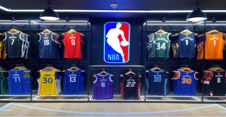 NBA Store - Vogue Chronicles